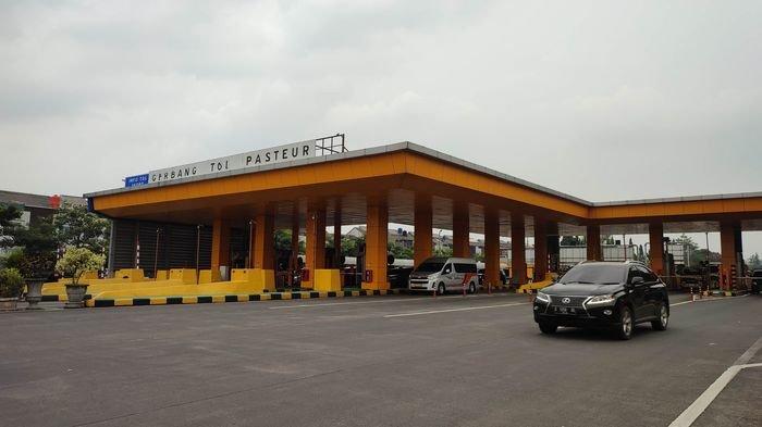 H-3 Lebaran, Gerbang Tol Pasteur Ramai Lancar, Total Kendaraan yang ...
