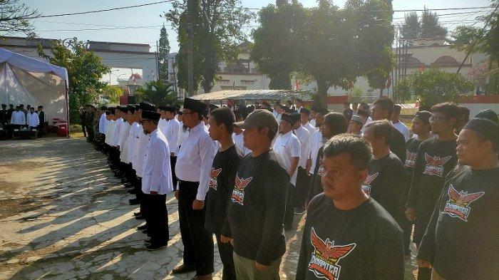 Mengintip Puluhan Eks Napiter Ikuti Upacara Bendera HUT ke-79 RI di ... Mengintip Puluhan Eks Napiter Ikuti Upacara Bendera HUT ke-79 RI di ...