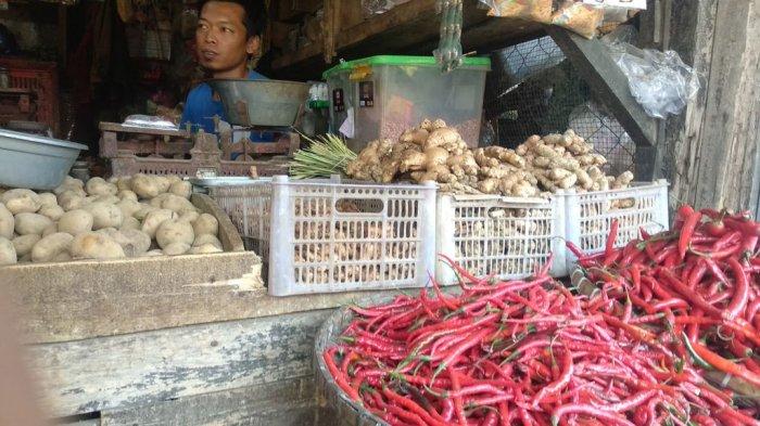 Meski Turun, Harga Cabai di Majalengka Masih Pedas, Cabai Rawit Merah Kini Rp 80 Ribu per Kilo ...