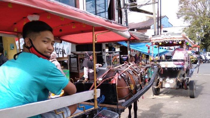 Sepi Penumpang, Kusir Delman di Kuningan Ini Hanya Bawa Pulang Rp 35 ...