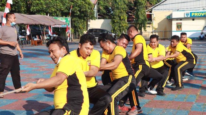 Meriahkan HUT ke-77 RI, Polisi di Majalengka Gelar Lomba Balap Karung hingga Tarik Tambang ...