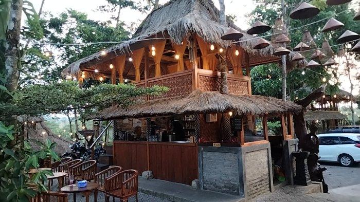 Saung Karuhun, Tempat Wisata Kuliner Bernuansa Sunda-Bali di Kawasan ...