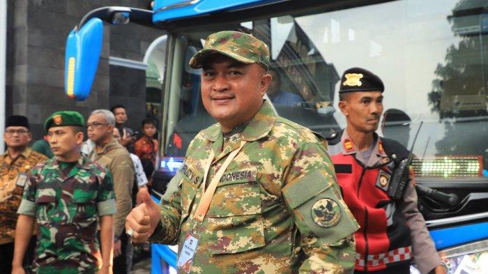Tertawakan Nasi Kotak Saat Pelantikan Bupati Bogor, Rudy Susmanto Minta Kades Gunung Menyan ...