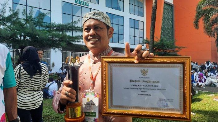 Raih Penghargaan Tegar Beriman Award, Andri Rahman Jadi Camat Terbaik di Kabupaten Bogor ...
