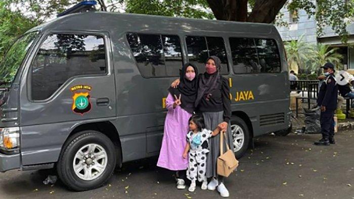 Jane Abell Anak Pertama Bepe Benarkan Ayahnya Telantarkan Anak Kandung ...