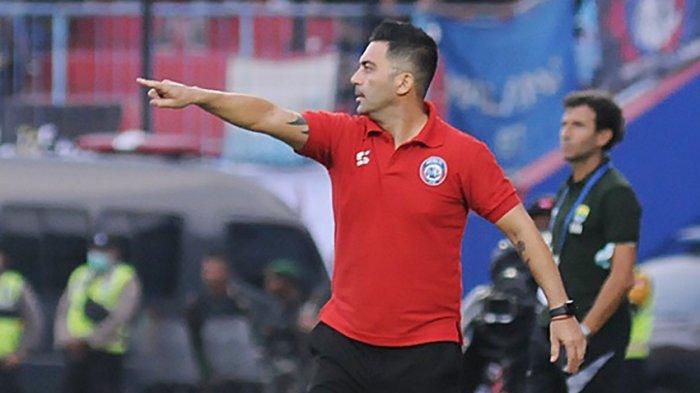 Debut Mengecewakan Javier Roca Bersama Arema FC Dikalahkan 1-2 Persib ...