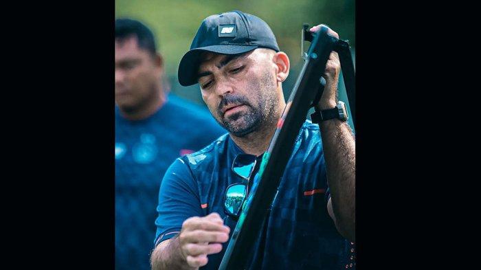Javier Roca Pelatih Persik Kediri Belum Puas Timnya Baru Cetak Satu Gol ...