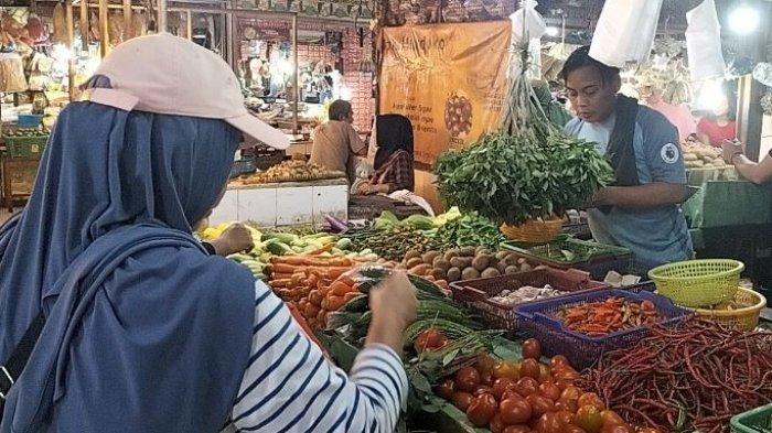 Jelang Nataru Harga Telur, Cabai dan Daging Ayam Naik, Supian Suri Pastikan Stok Aman dan ...