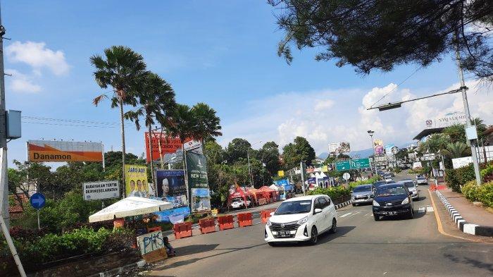 Arus Lalu Lintas di Kawasan Puncak Padat, Polisi Berlakukan Sistem Satu Arah Sepenggal ke ...