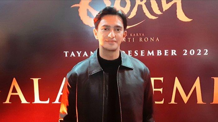 Perdana Film Horor, Omar Daniel Senang Rasakan Sensasi Syuting Sambil Berdarah-Darah ...