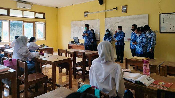 Dugaan Diskriminasi Agama di SMAN 2 Depok, Kepala Sekolah Beberkan Kronologis Kejadian ...