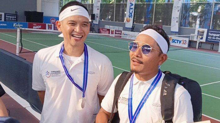 Kalah dari Raffi-Desta Saat Tanding Tenis di TOSI 2023, Rezky-Tata ...