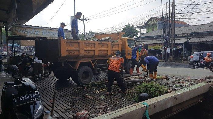 Inilah Penyebab Banjir di Jalan Raya Sawangan Depok dan Bkin Macet Arus Lalu Lintas ...