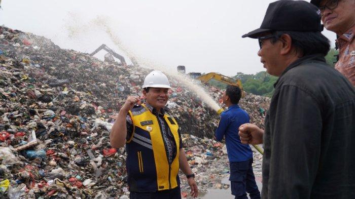 Hilangkan Bau Sampah di TPA Galuga, Pemkab Bogor Terapkan Inovasi Eco ...