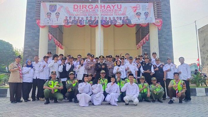 Pokdar Kamtibmas di Kota Depok Gelar Upacara Bendera HUT ke-78 RI di Bojong Pondok Terong ...