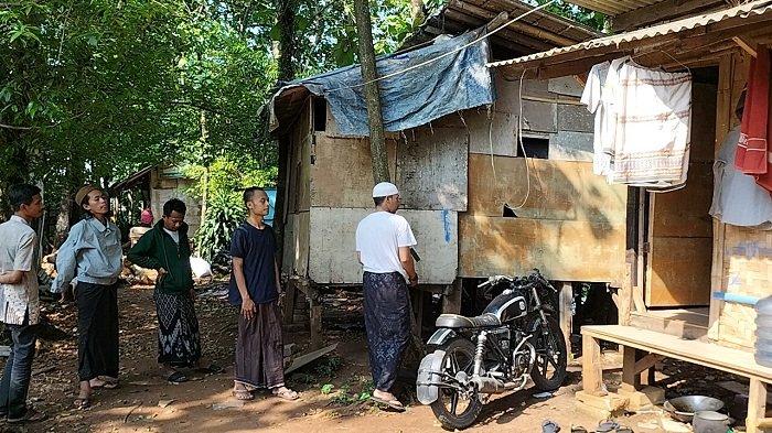 Di Tengah Modernisasi, Pesantren Tradisional Kobong Masih Eksis di Kota Depok - Tribunnewsdepok.com