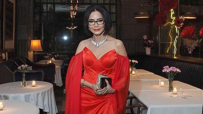 Poppy Dharsono Ketum APPMI Cari 6 Ikon Model untuk Indonesia Fashion ...