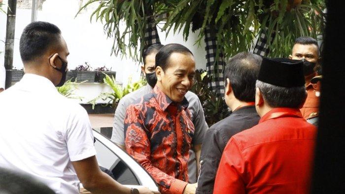Presiden Jokowi Tiba di Rakernas PDIP di Lenteng Agung, Gibran Akan ...