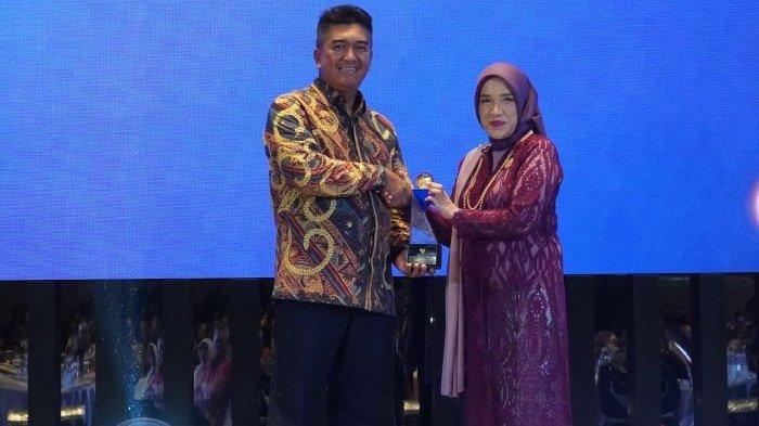 UI Raih Penghargaan Anugerah Keterbukaan Informasi Publik 2024, Ini kata Rektor Prof Heri ...