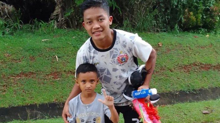 Bek Persija Jakarta Rio Fahmi dan Firza Andika Tak Sabar Latihan Lagi ...