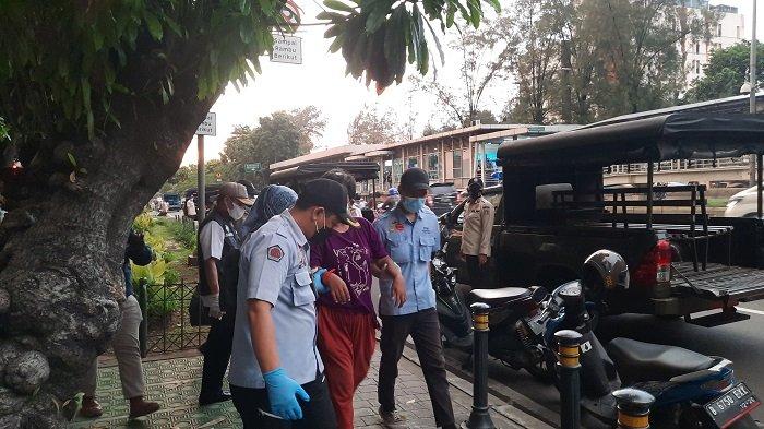 Beri Efek Jera, Satpol PP DKI Bakal Jerat Pengemis, Pengamen dan 'Pak Ogah' dengan Pidana Ringan ...