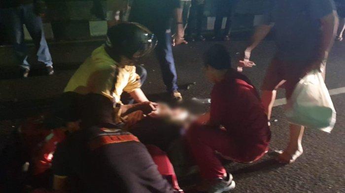 Pemotor Tabrak Pejalan Kaki di Jalan Margonda, Korban Alami Patah Tulang - Tribunnewsdepok.com