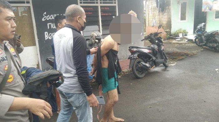 Kepergok Maling, Pria di Cijeruk Bogor Compang-camping Babak Belur ... Kepergok Maling, Pria di Cijeruk Bogor Compang-camping Babak Belur ...