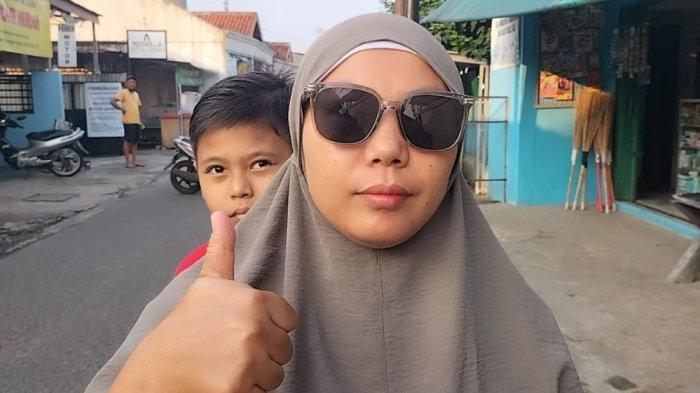 Emak-emak di Depok Dukung Program Dedi Mulyadi Pelajar Dilarang Pakai Sepeda Motor ke Sekolah ...