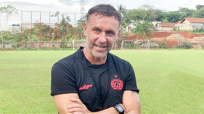 INI Alasan Thomas Doll Tertarik Coba Puasa Bersama Pemain Persija ...