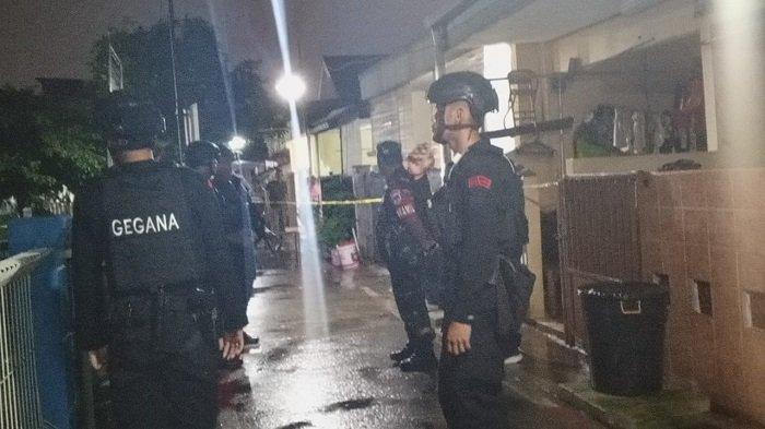 Tim Gegana Temukan Sebuah Granat Aktif dan 538 Butir Peluru di Sukmajaya Depok - Tribunnewsdepok.com