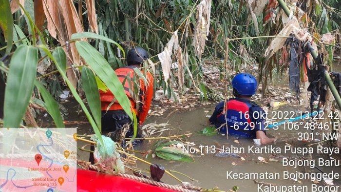 Hanyut Saat Mencari Kepiting di Ciliwung, Bocah Asal Bojonggede Ditemukan di Kampung Pulo ...
