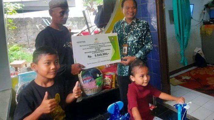 Viral Saat Memulung di Sentul, Bocah Shakiel Akhirnya Dapat Bantuan ...