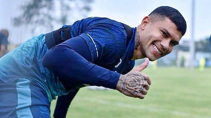 Ciro Alves Tetap Jalani Latihan Mandiri, Erwin Ramdani Masih Dibekap ...