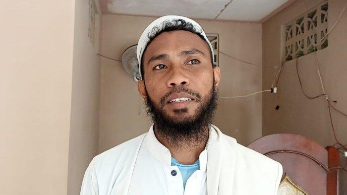 Cerita Saiful, Pengepul Ikan Jadi Imam Sholat Idul Fitri di Masjid Jami ...