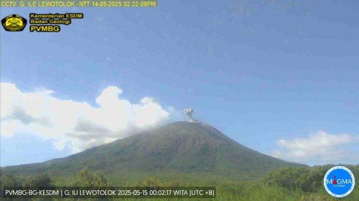Gunung Lewotolok Lembata NTT 5 Kali Erupsi, Arah Angin ke Barat Laut ...