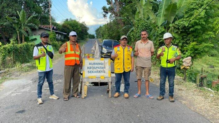 PPK Pemeliharaan Jalan Nasional Perbaiki Lubang Menganga di Bama Flores ...
