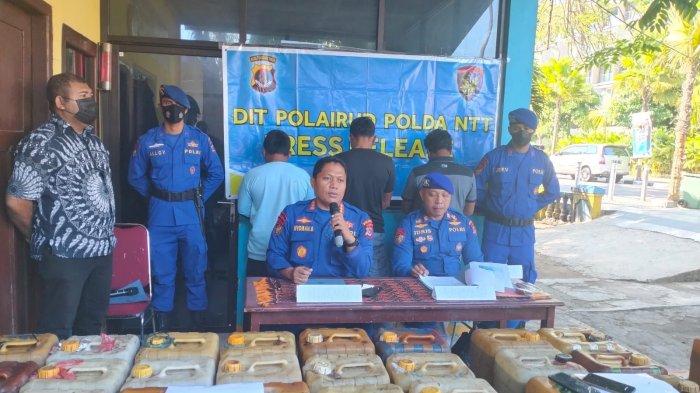 Ditpolairud Polda NTT Amankan 1,7 Ton Solar Subsidi dan Tiga Pelaku di Labuan Bajo ...