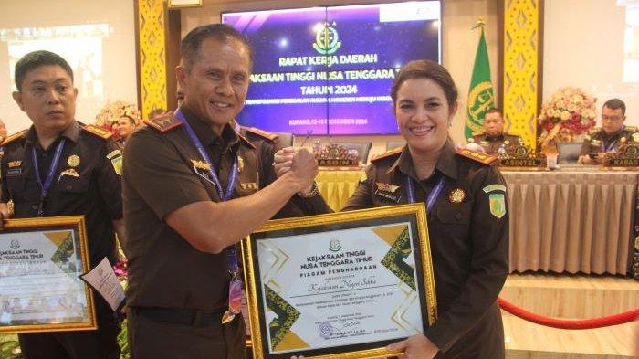 Kejaksaan Negeri Sikka Raih Peringkat Pertama Satker dengan Kinerja ...