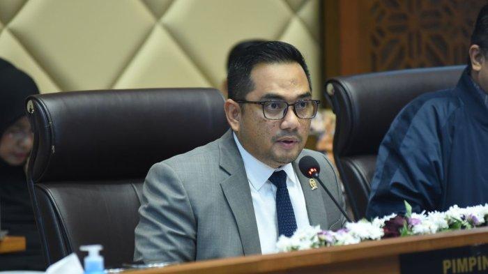 MK Akan Selesaikan Perkara PHPU, Pelantikan Kepala Daerah Diundur Maret 2025 - Tribunflores.com