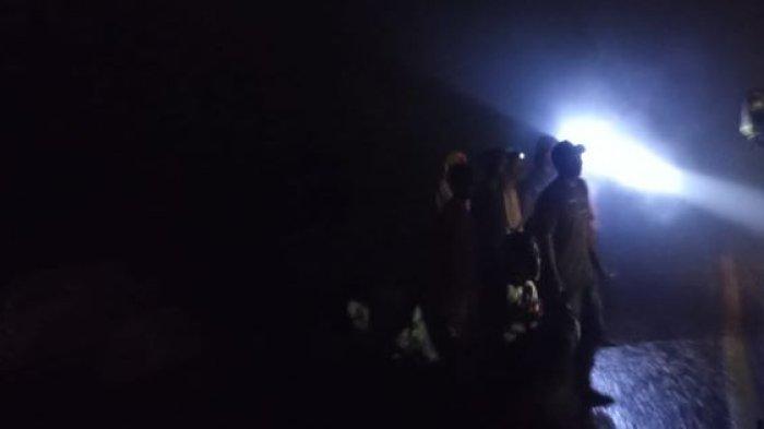 Hujan Deras Disertai Angin Kencang Landa Flores Timur, Aliran Listrik ...