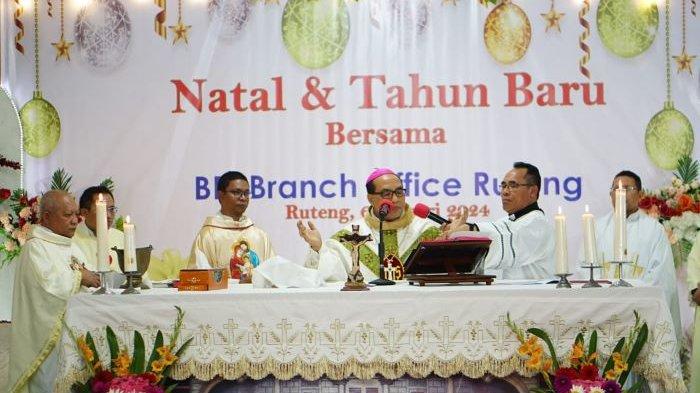 BRI Cabang Ruteng Gelar Natal dan Tahun Bersama, Misa Dipimpin Uskup ...