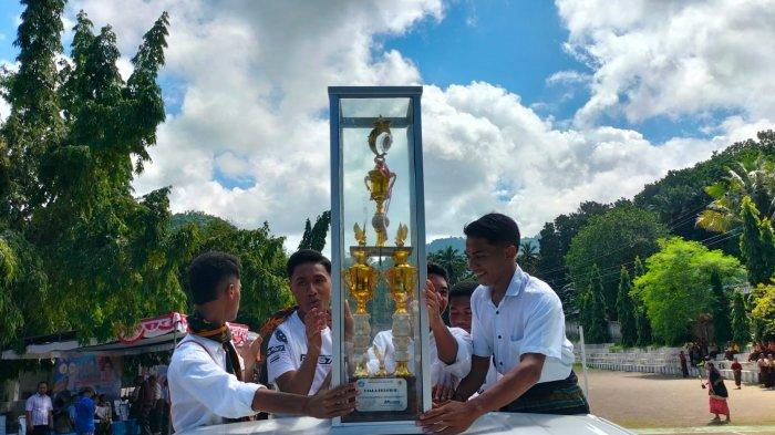 Kado Indah Hardiknas, Piala Bergilir Pekan Ekpresi Siswa Jadi Milik SMA ...
