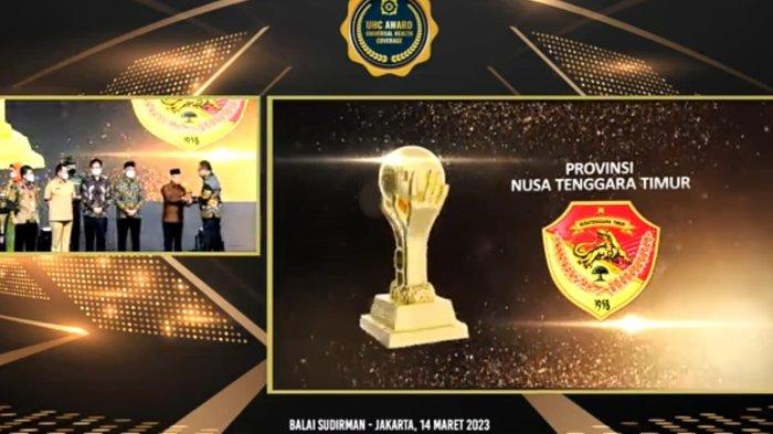 Pemprov NTT dan 13 Pemkab Terima Penghargaan Universal Health Coverage ...