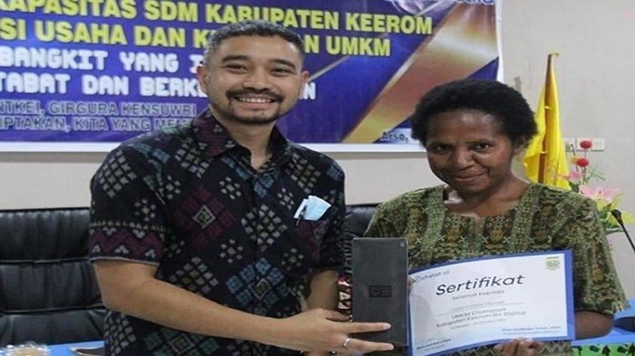 Permudah Menjalankan Usaha Kecil, Startup Chatat Gencar Melatih ...