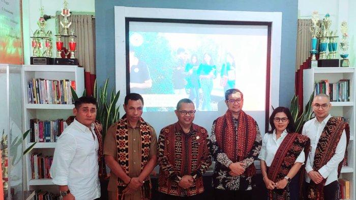 Indosat Ooredoo Hutchison dan BPPTIK Komdigi Bekali Mahasiswa Unipa ...