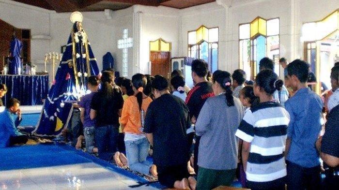 2585 Orang Sudah Daftar Ikut Semana Santa di Larantuka Hingga Selasa Malam - Tribunflores.com