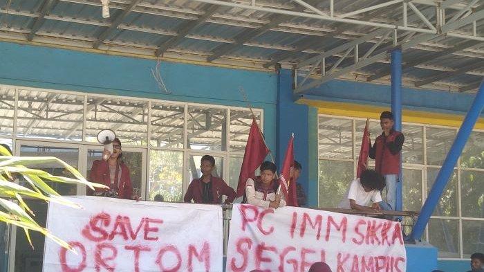 IMM Sikka Gelar Aksi Demo di Kampus Muhammadiyah Maumere, Bawa 7 ...