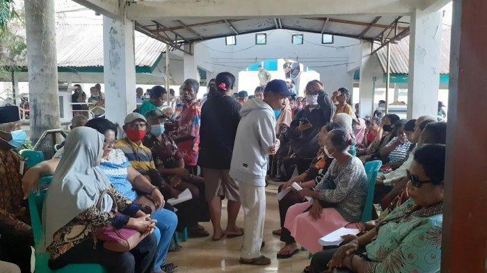 Ratusan Warga Alor Antre Ikut Operasi Katarak di RSUD Kalabahi NTT ...