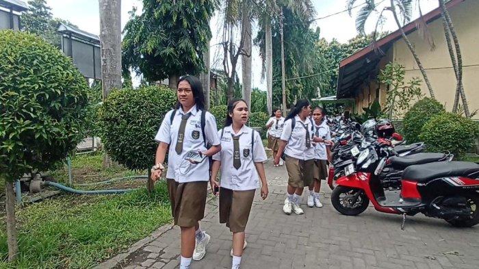MBG hari Kedua di Sikka, SMAK Frateran Maumere Tidak Dilayani - Tribunflores.com