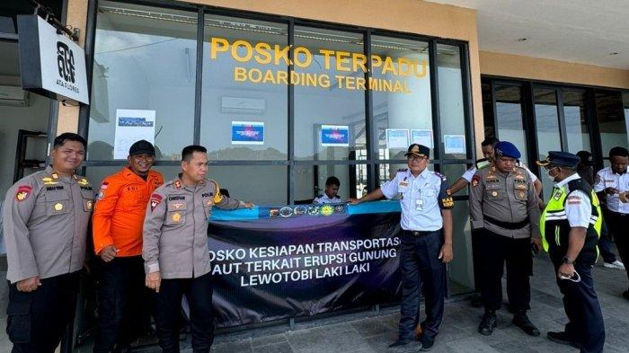 KSOP Labuan Bajo Buka Posko Evakuasi Wistawan Terkena Dampak Penutupan Bandara Komodo ...
